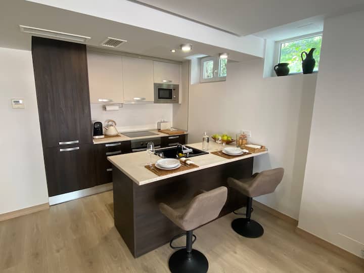 Wonderful Apartment In Madrid River. - Madrid