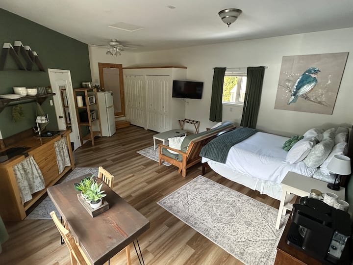 Cottonwood Studio - Terrace