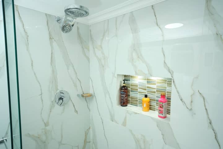 Techo Bajo Buen Humor - Panama