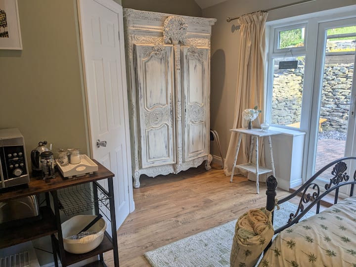 Comfortable, Cosy Guest Room. - Pontypridd