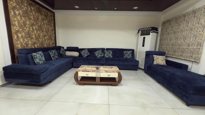 Premium 4bhk/hometheatre/jacuzzi - 하이데라바드