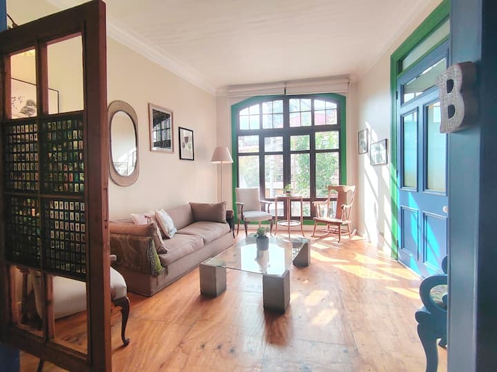 Bright & Spacious Valpo Home - Valparaíso