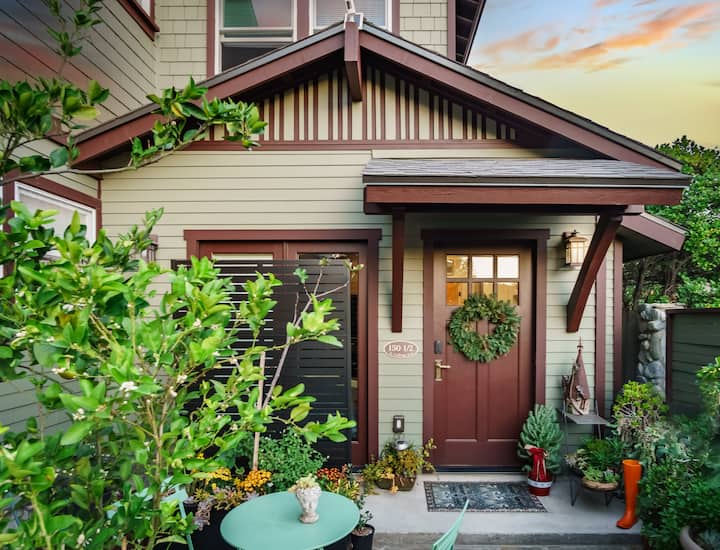 Village Guesthouse-walk To 5c's And Village - La Verne, CA