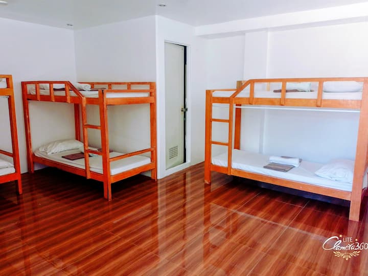 Oslob Anglers Hostel/ 
Mix Dorm - Oslob