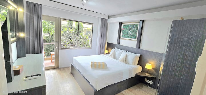 The Palmana Tropical Courtyard Jayakarta Residence - Seminyak