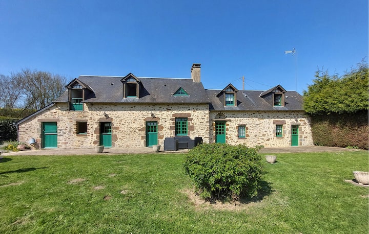 Cozy Home In Mont-saint-jean - Sologne