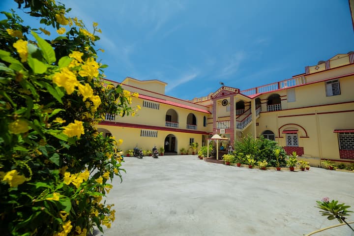 Beachfront Bliss (3ac Room And Kitchen) - Puri