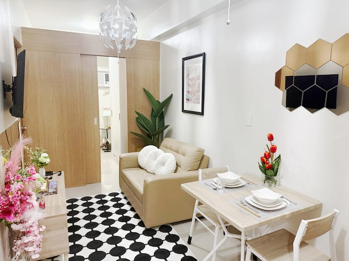 Stylish 2br Condo Near Naia - Parañaque