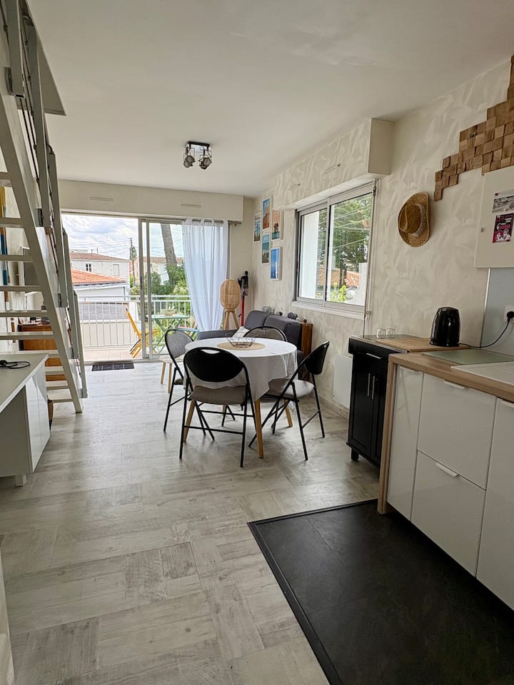 Appartement 4 Couchages Proche Plage Et Centre - Royan