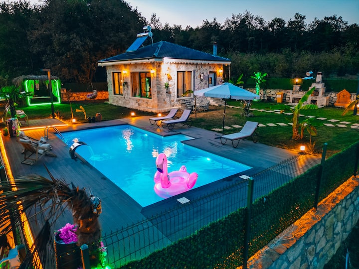 Medasuite Stone House With Detached Pool - Kandıra
