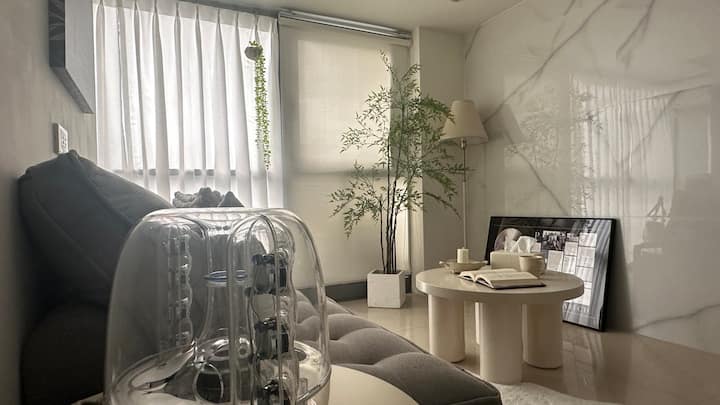 Duchess Fox Apt | 台北101 ｜夜市｜Mrt | Gym | Pool 月租 - Taipei