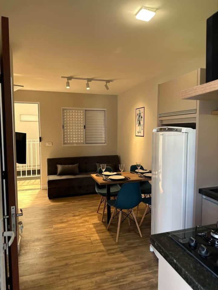 Apartamento Com Ar Perto Da Uel E Expo Londrina - Londrina