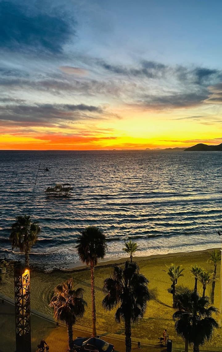 Beachfront Appartement - First Line To The Beach - Benidorm