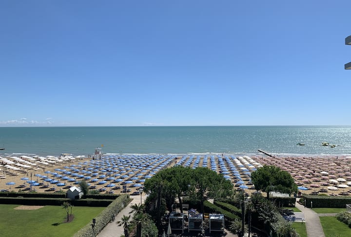 Relax Moderno A 50 Mt Dal Mare - Eraclea Mare