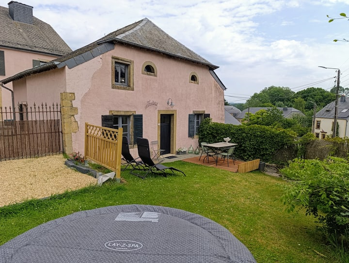 Au Petit Bercail-le Fonteny-maison 2 Pers-gîte - Florenville