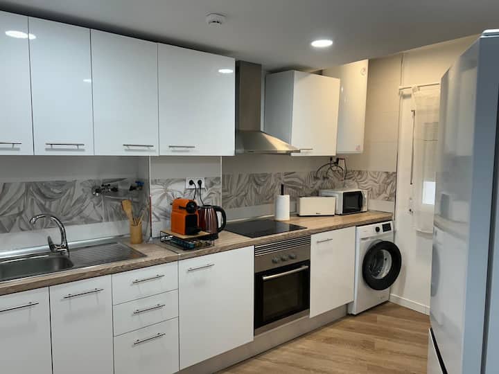 Novedad ¡Tu Apartamento Perfecto Con Parking! - Saragosse