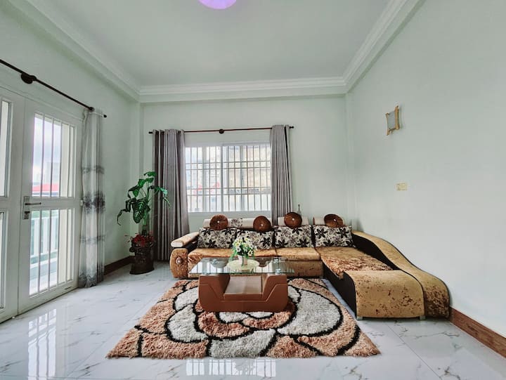 2 Bedrooms Long Term Apartments - Phnom Penh