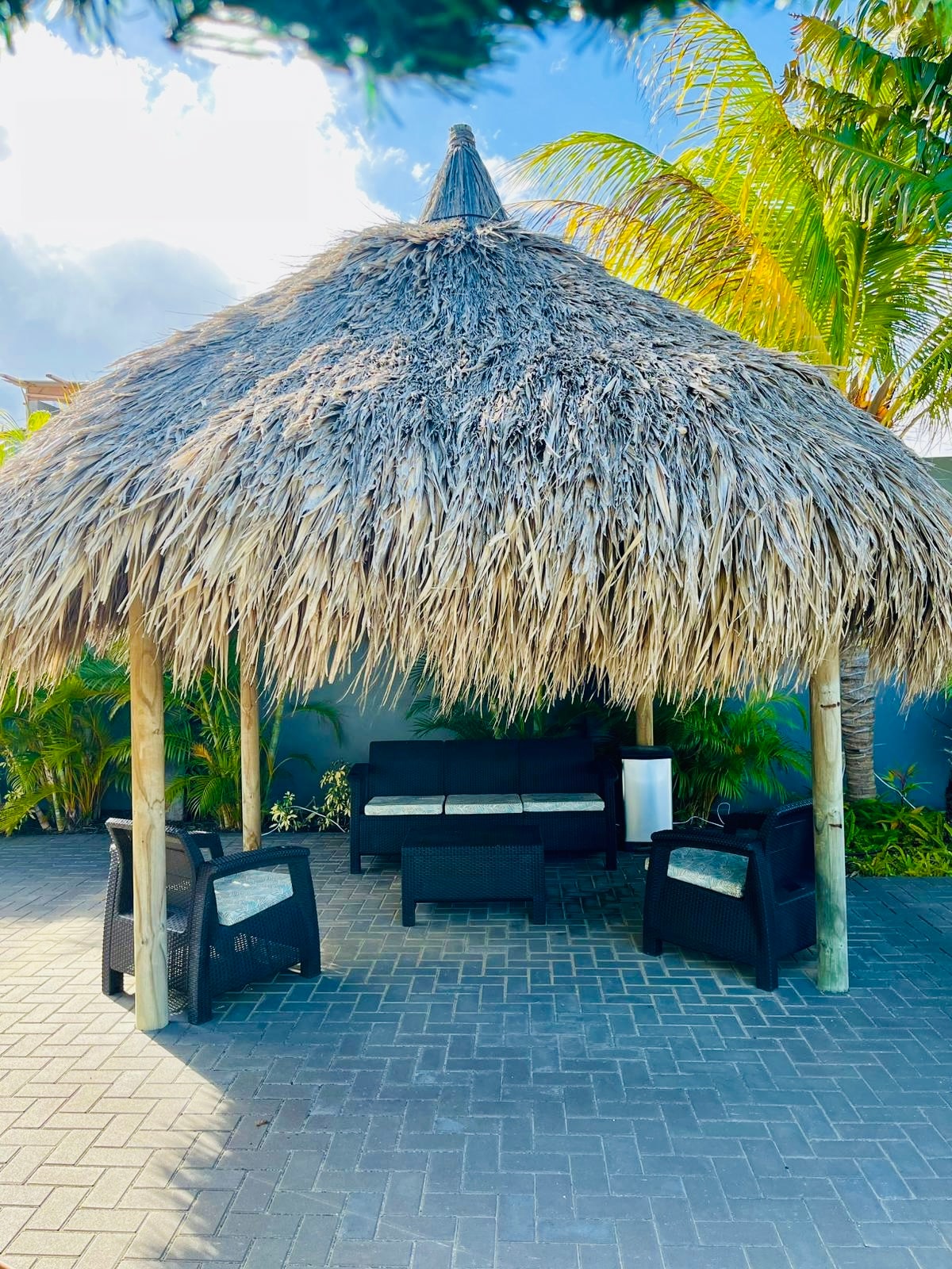 The Valley Breeze Resort 7 - Apartments for Rent in Willemstad, Curaçao ...