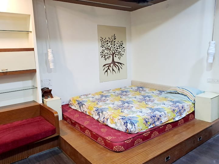 5 Min Kapaleeshwarar/santhome Church/kitchen /B5 - Chennai