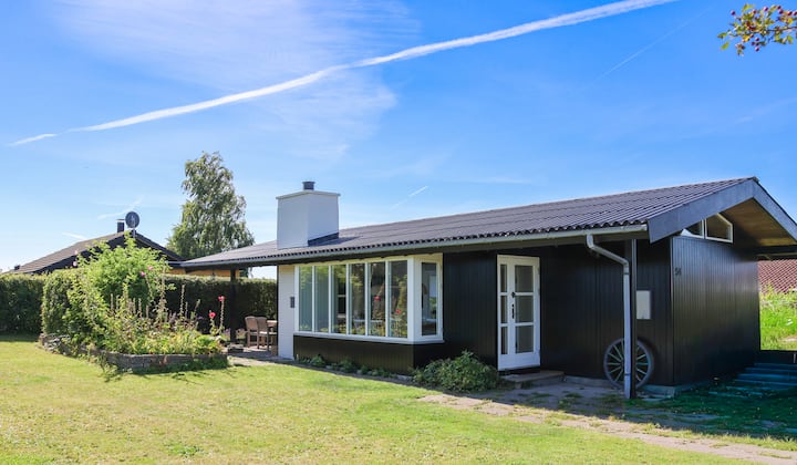 Sommerhus Tæt På Strand Og By - Denmark
