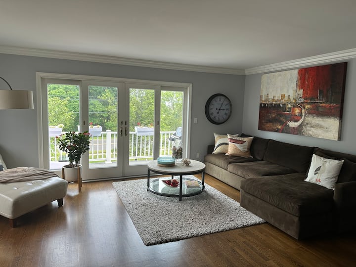 2 Bdrm Walk To Beach And Town - Fairfield, CT