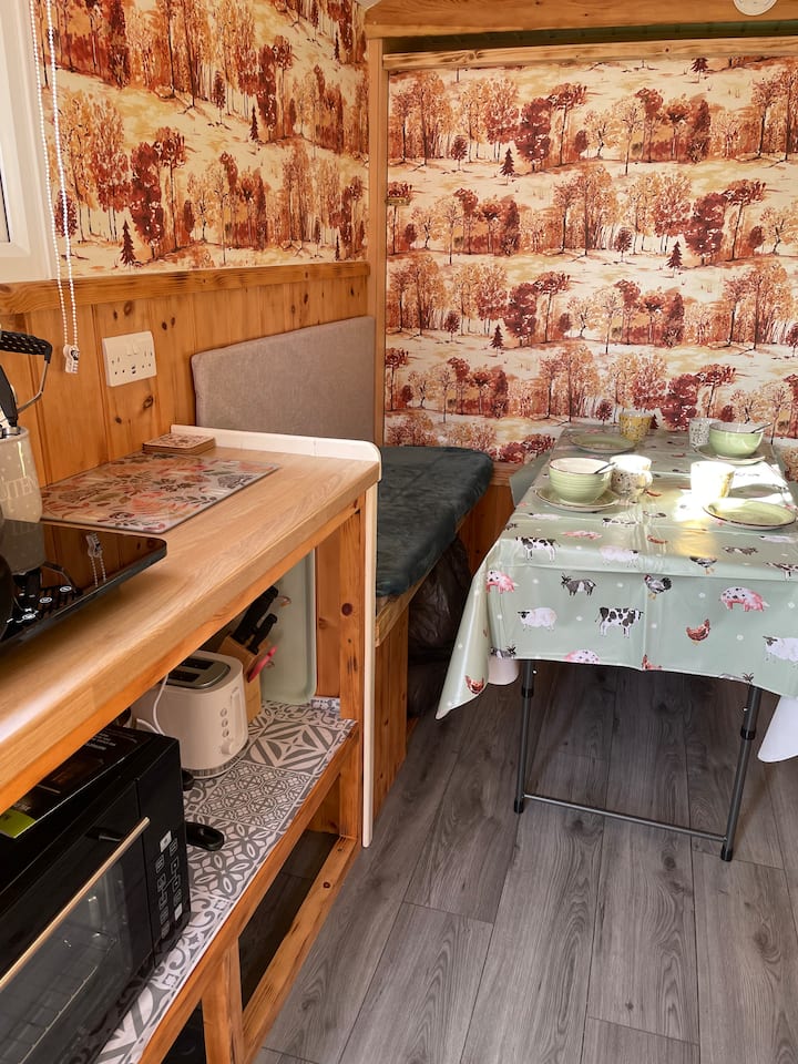 Orchard Retreat Hut - Honiton