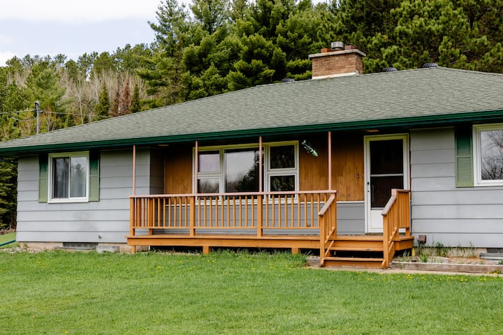 5 Bed-2 Bath Off Taconite Trail By Lake Vermilion - Tower, MN