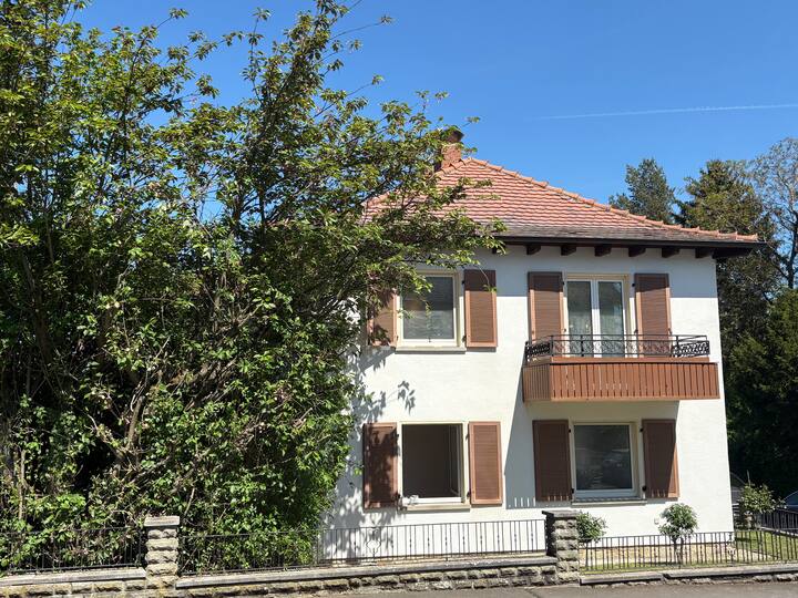 Charming, Fully Renovated House - Friedrichsdorf