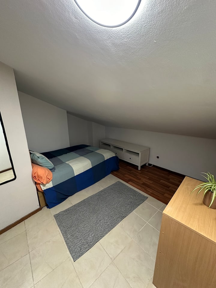 Room With Private Bathroom - Porto, Portugal