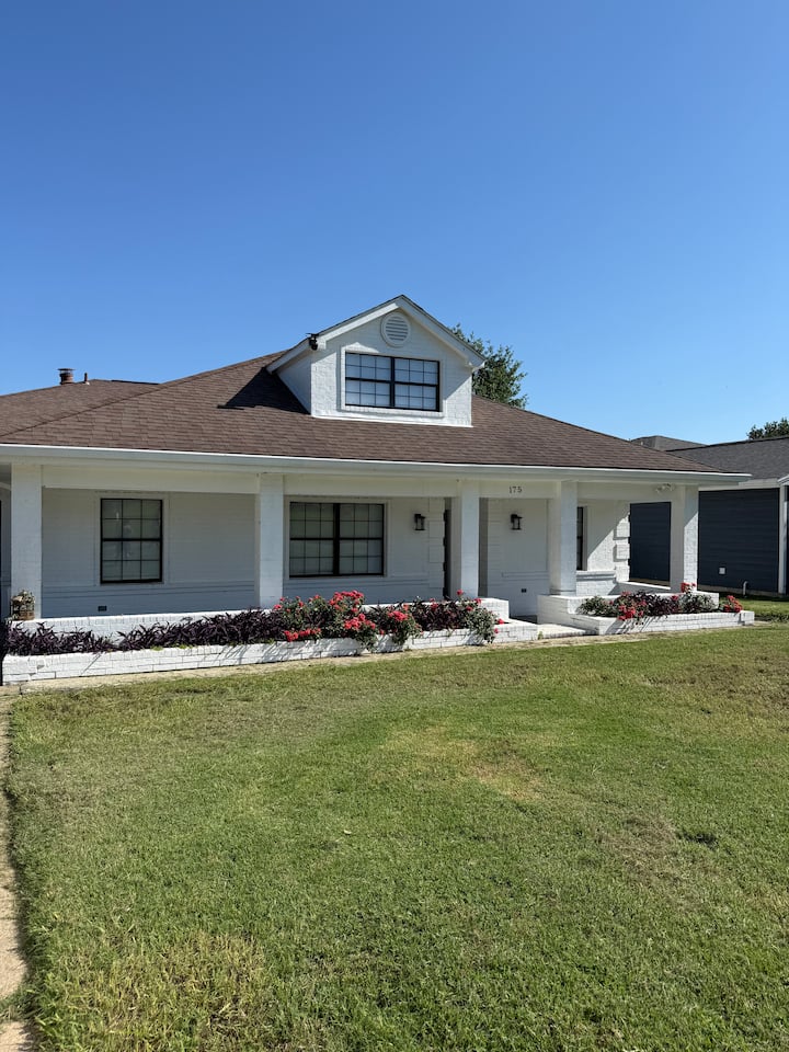 La Casita De Lago - Livingston, TX