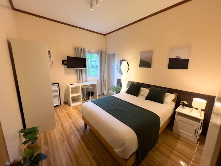 Serene Cozy 2br Ensuite Fast Wifi Ac Parking - Moalboal