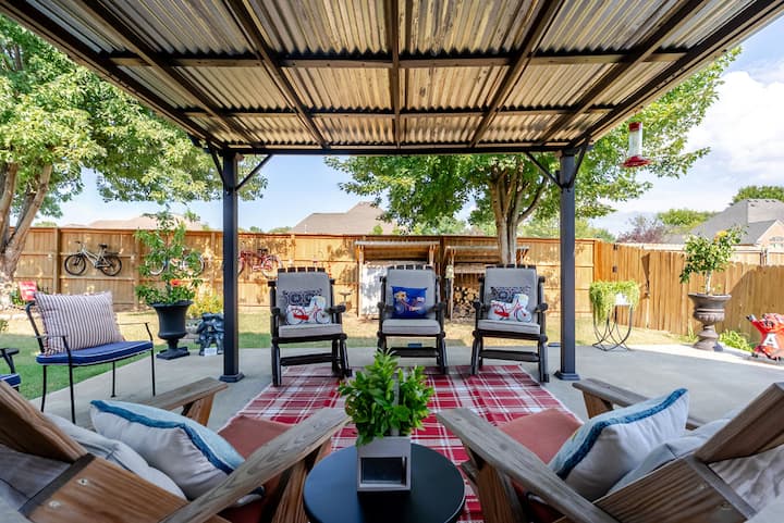 New-trailside Retreat-1 Min To Razorback Greenway! - Springdale, AR