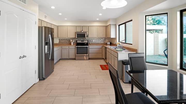 Your Arizona Oasis Cozy, Clean And Relaxing - Casa Grande, AZ