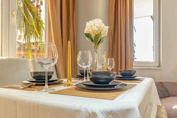 Best Cute Family Home W/colorfulðnic Decoration - Konakli