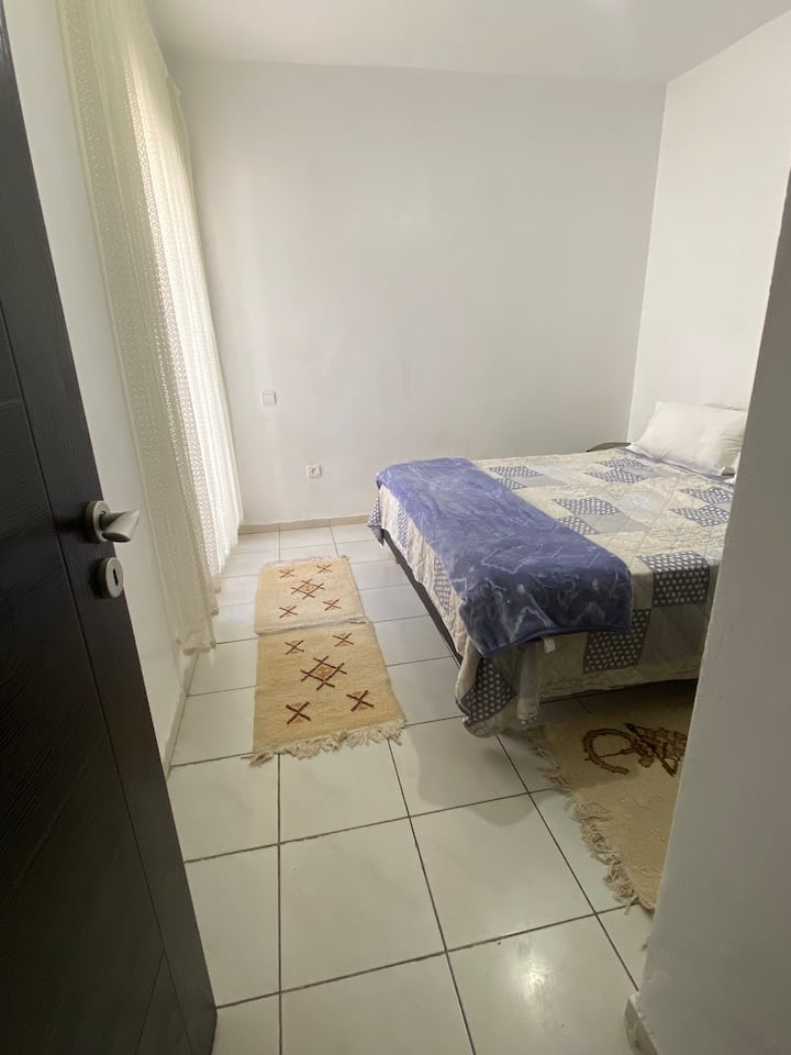 Logement Lumineux, Calme Avec Parking à Agadir - Agadir