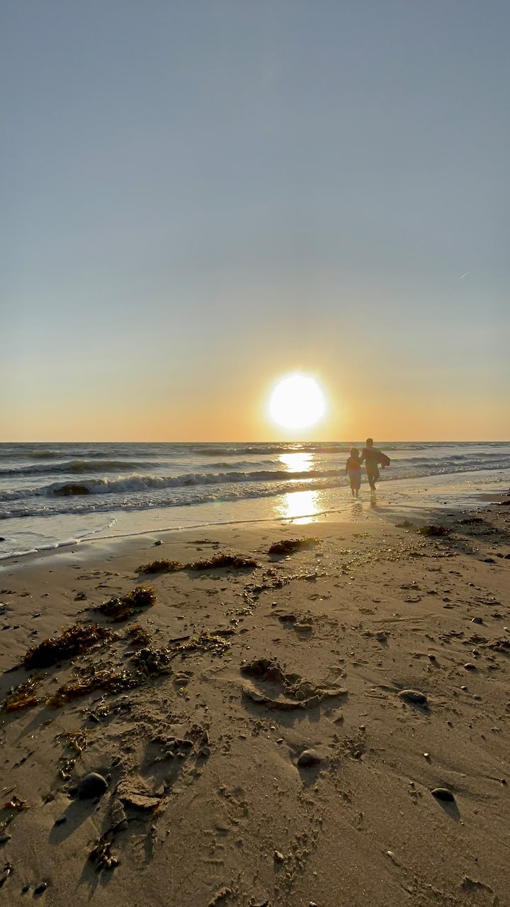 Stunning Welsh Bay Escape | Sundeck | Pet Friendly - Borth
