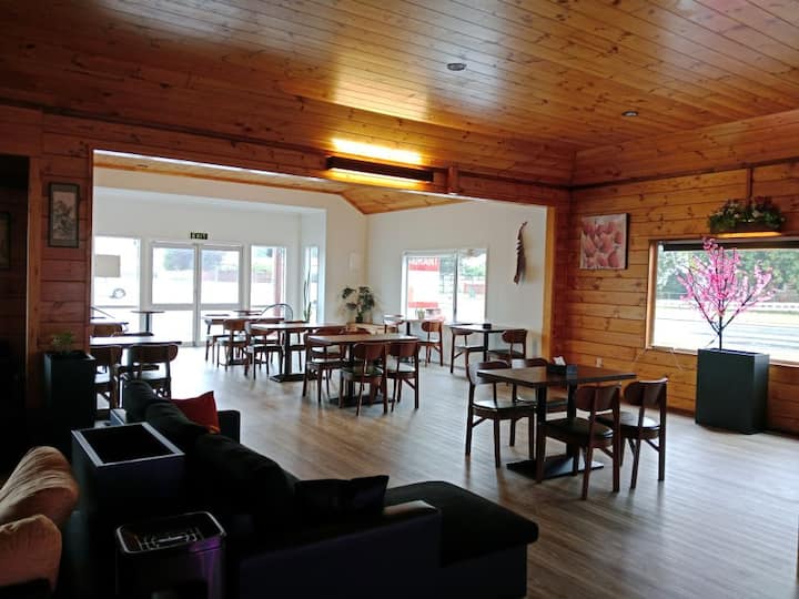 A Room With 3 Double Beds, Rotorua Hotel (4-star) - Rotorua