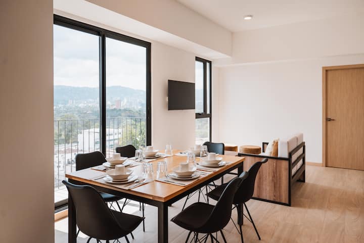 Apartamento Elegante 6 Personas/ Zona 10 - Ciudad de Guatemala