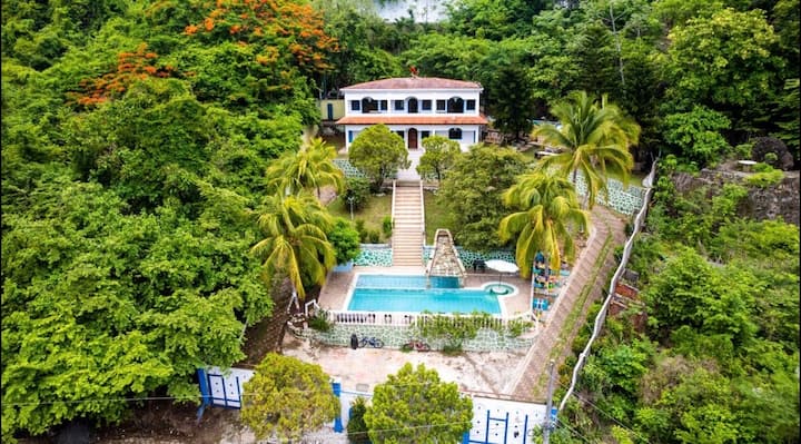 Ocean Views Villa @Surf City+pool+starlink - El Salvador