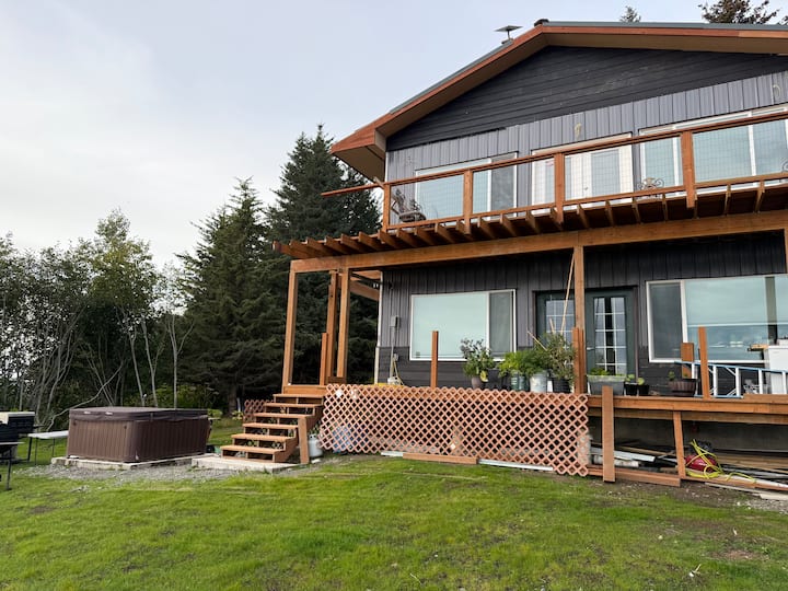 Paradise Suites Eagle's Nest - Homer, AK