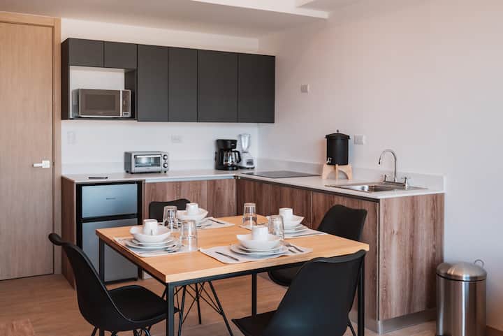 Apartamento En Zona 10 Con Parqueo Privado - Guatemala