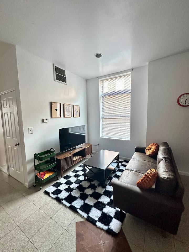 Retro Convention Center 2 Queen Bed Apt - 필라델피아