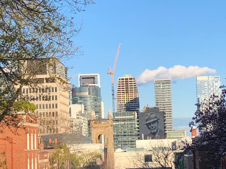 The Golden Square Mile - Montreal