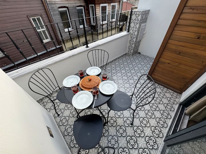 Private Entire Townhouse @Galata 4bedr/4bathr/5ac - 이스탄불