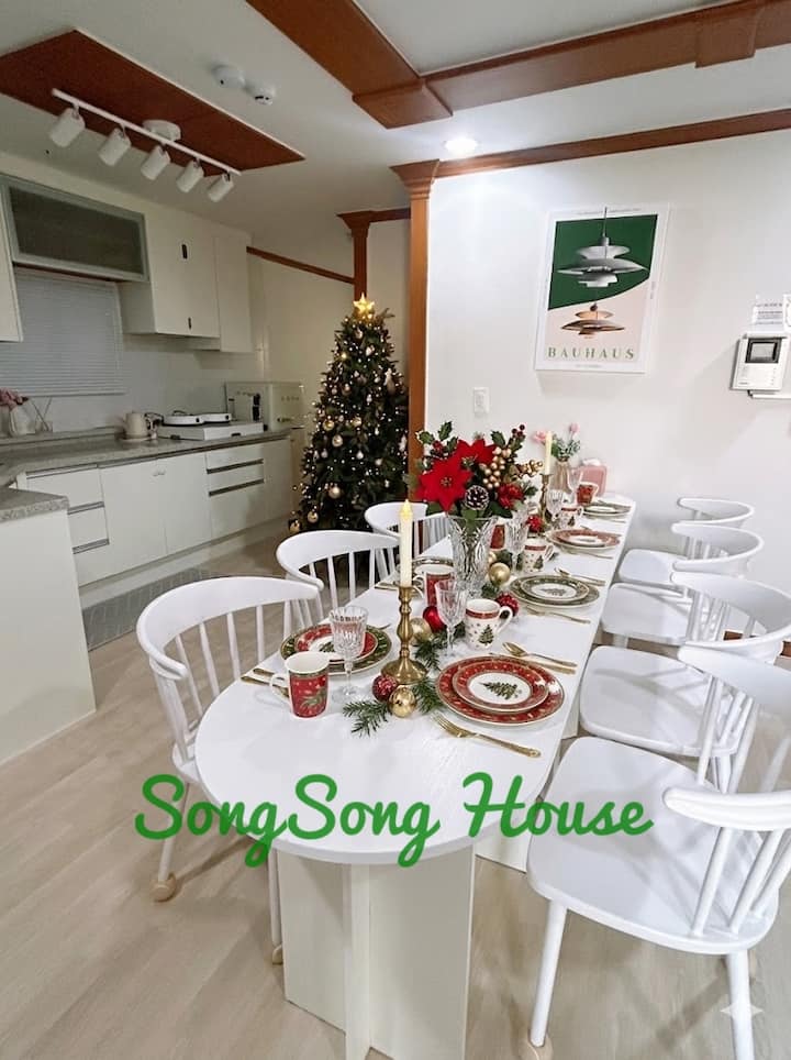 성수·건대·잠실｜복층 3룸｜넓은 욕실2개&퀸베드4개｜가족·단체 최대 10인 숙소 - South Korea