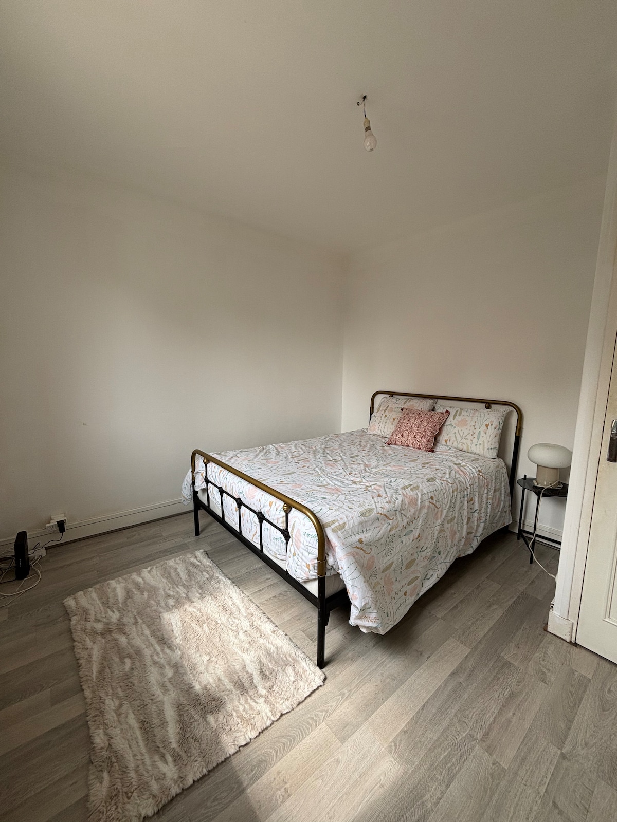 Room less than 10 minutes from the circuit - Bed and breakfasts for ...