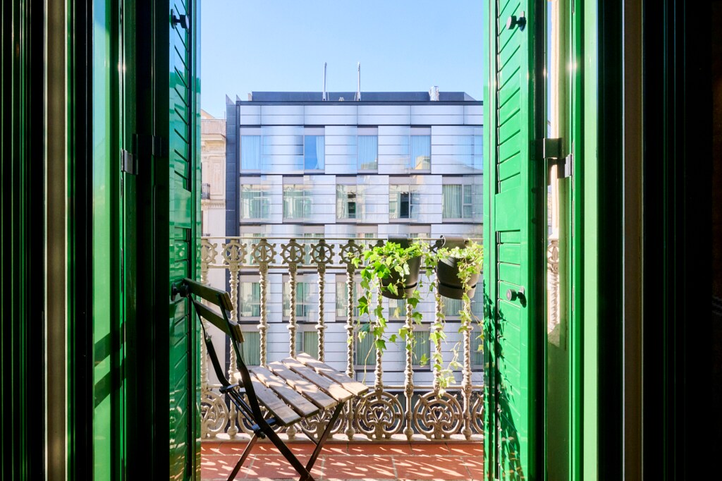 NEW Stylish Modern 2BD 2BTH Terrace Prime Eixample - Flats for Rent in ...