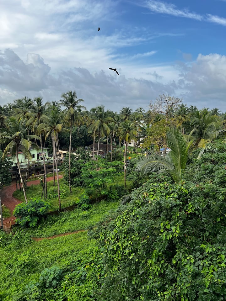 Breezy Coastal Haven With Serene Views | Udupi - Udupi