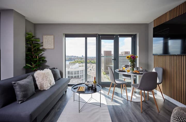 Comfortable & Stylish Near Art Gallery Sleeps 8 - 耿西