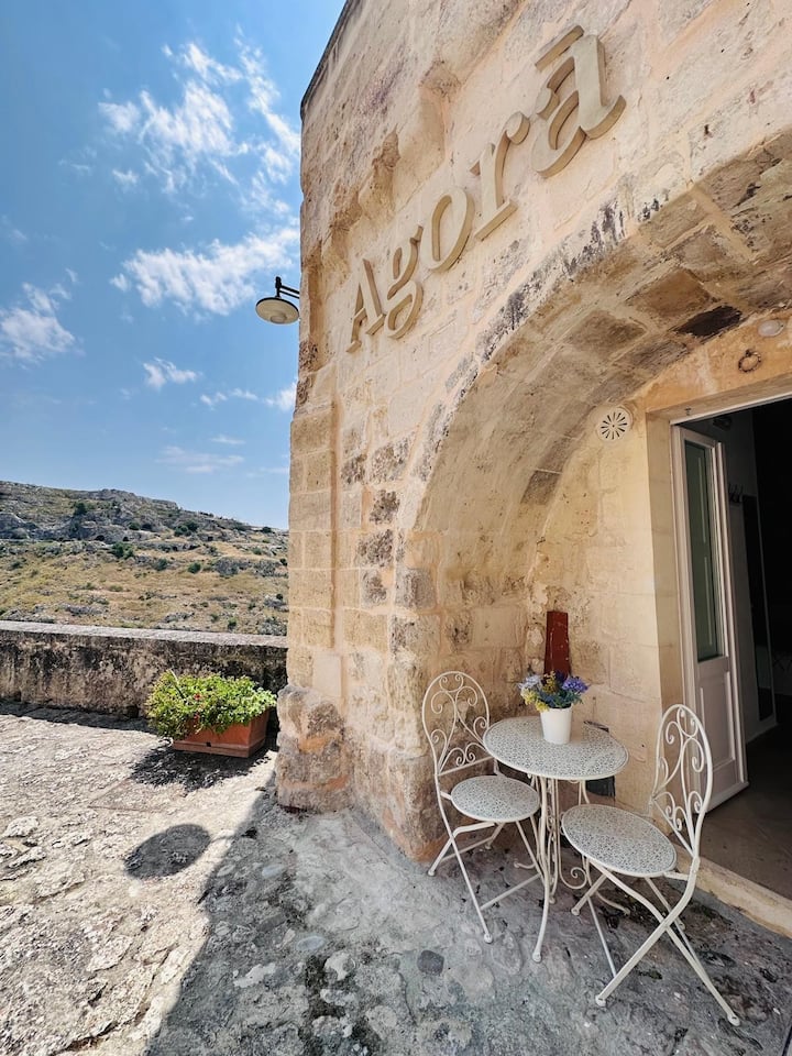 Agorà In Grotta - Matera